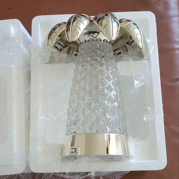 Bath & Body Works | Accents | Palm Tree 3 Wick Light Up Candle Holder ...